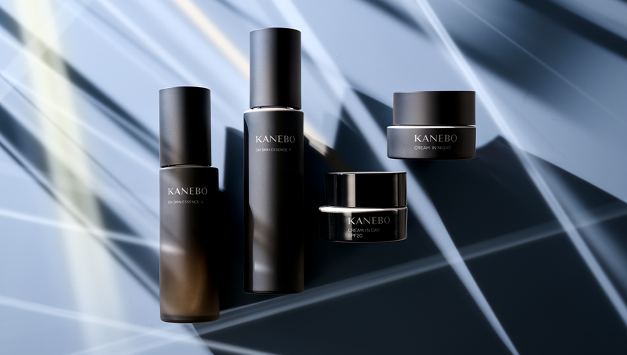 コラム〈KANEBO〉- 話題のコスメをクローズアップ ｜高島屋のコスメ｜百貨店ならではの化粧品総合サイト〈タカシマヤ ビューティー〉