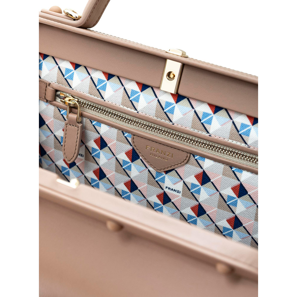 Margherita Handbag MEDIUM | 商品詳細 | 高島屋オンラインストア Margherita Handbag MEDIUM | 商品詳細 | 高島屋オンラインストア